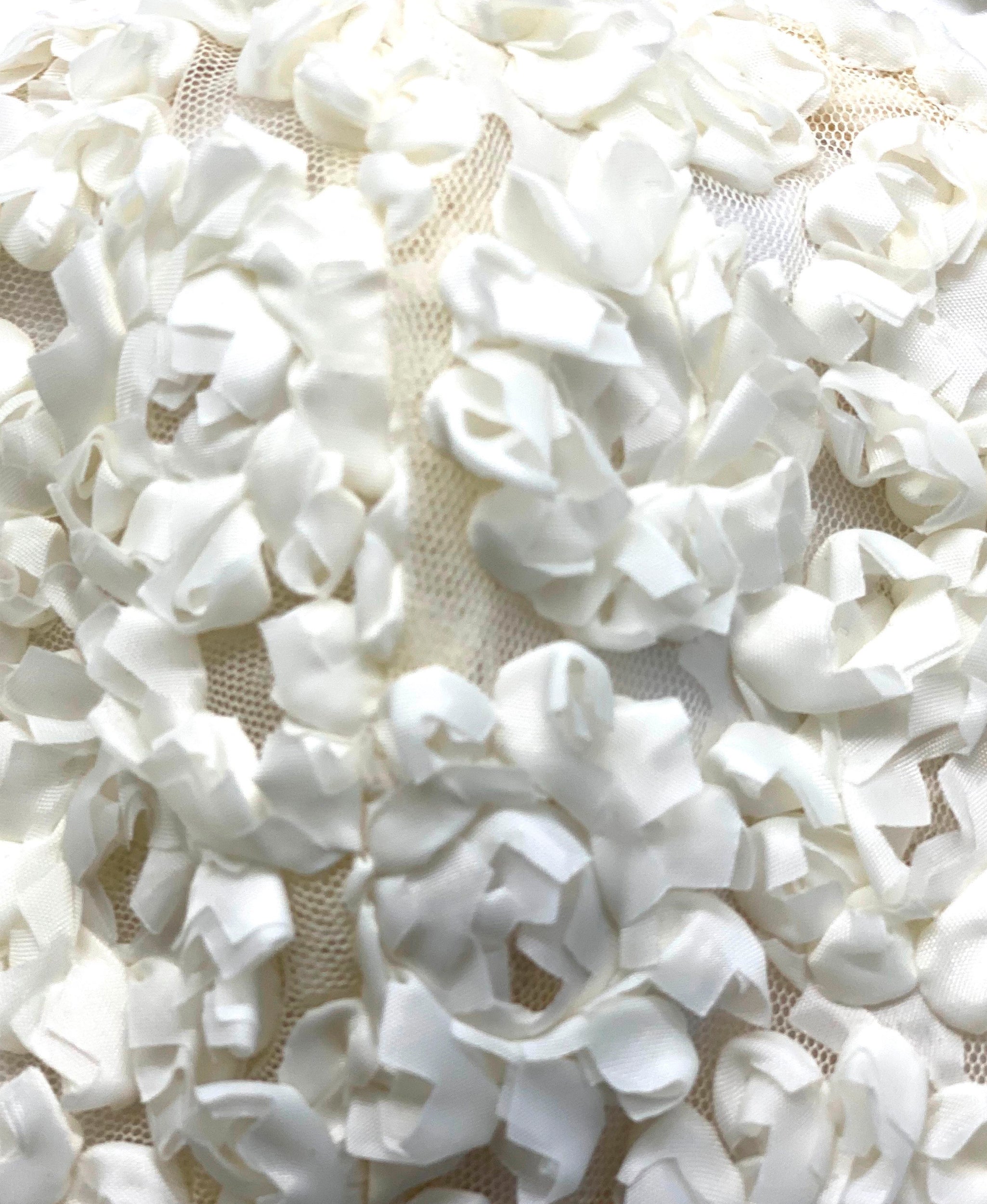 Ivory Ribbon 3D Flower Mask – NARCES